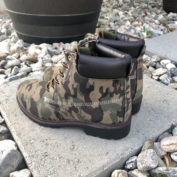 Shoes | Camo Work Boots | Poshmark